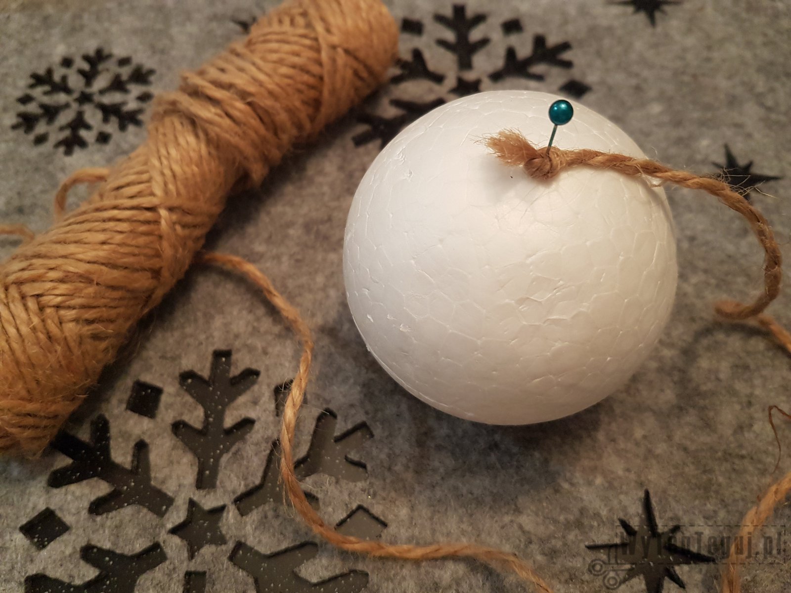 Bombki ze sznurka jutowego - WyTenTeguj - Boże Narodzenie DIY