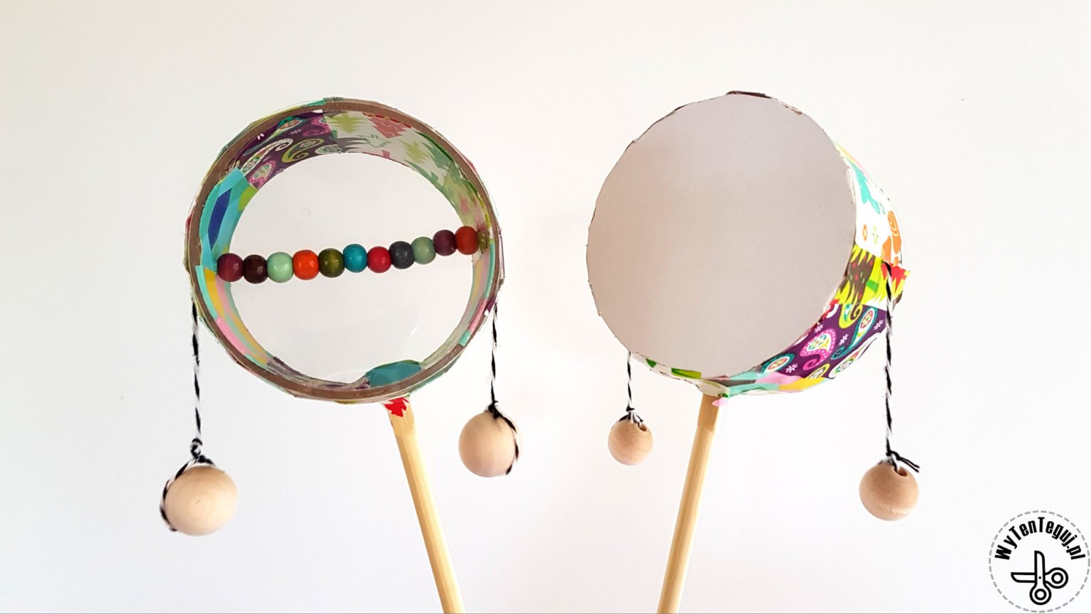 Rattle drum DIY out of tape roll and chopstick - WyTenTeguj