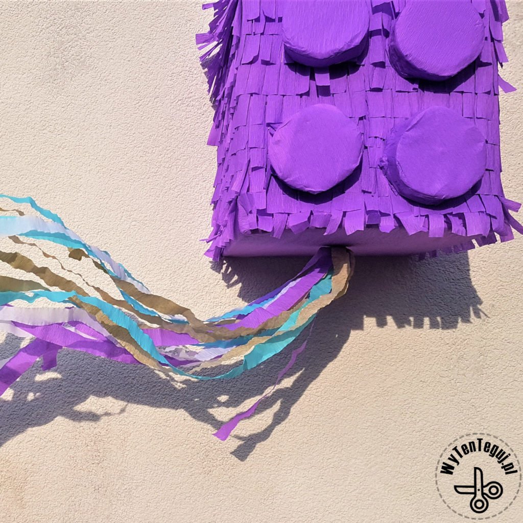 Lego pinata - WyTenTeguj - the great idea for birthday party DIY