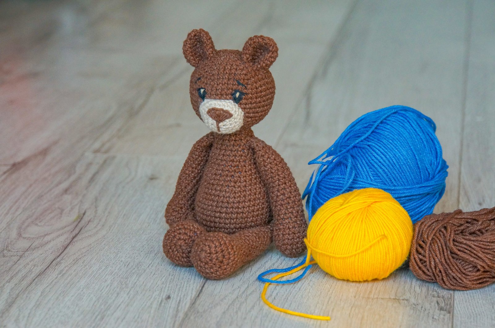 Teddy bear - free crochet pattern - WyTenTeguj