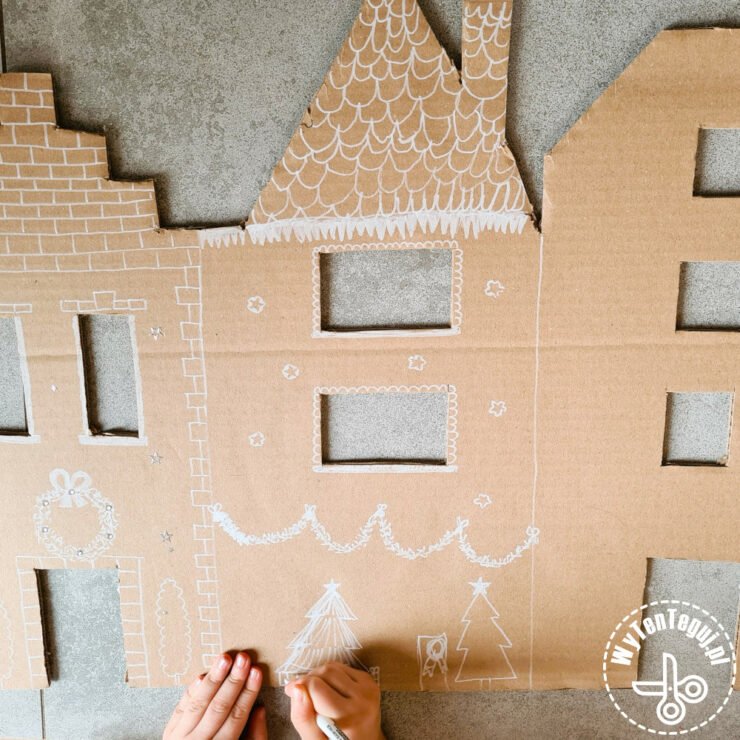 How to make a Christmas gingerbread houses with cardboard